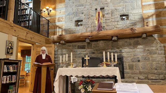 Corpus Christi Mass and Procession at Cor Jesu - Handmaids of the ...